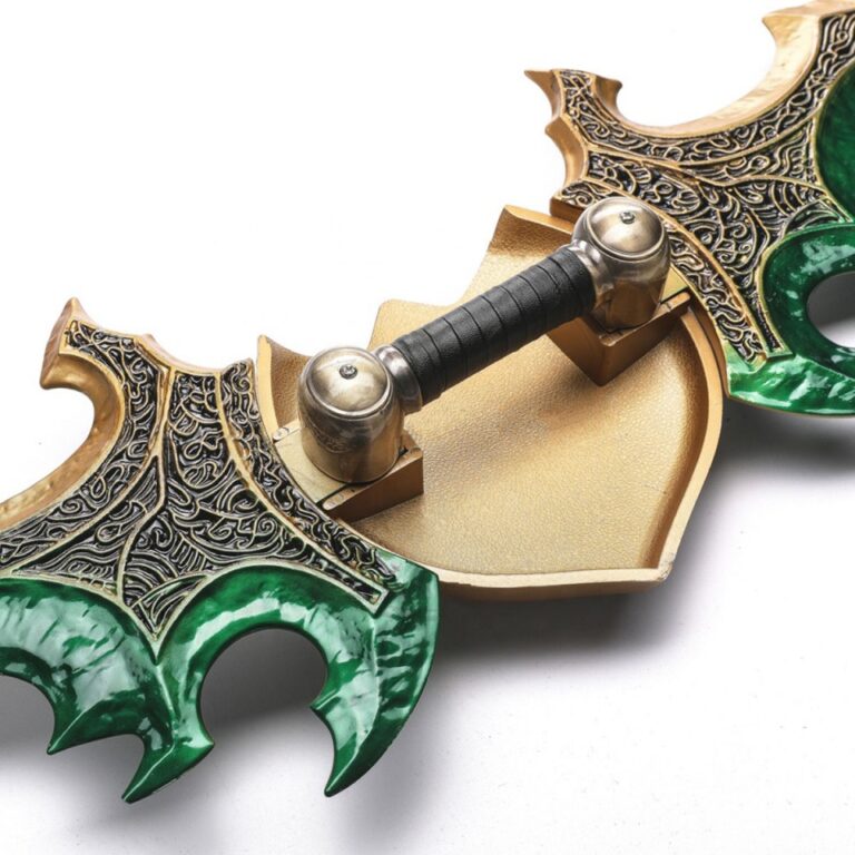 World of Warcraft Warglaive of Azzinoth - Knives & Swords Specialist
